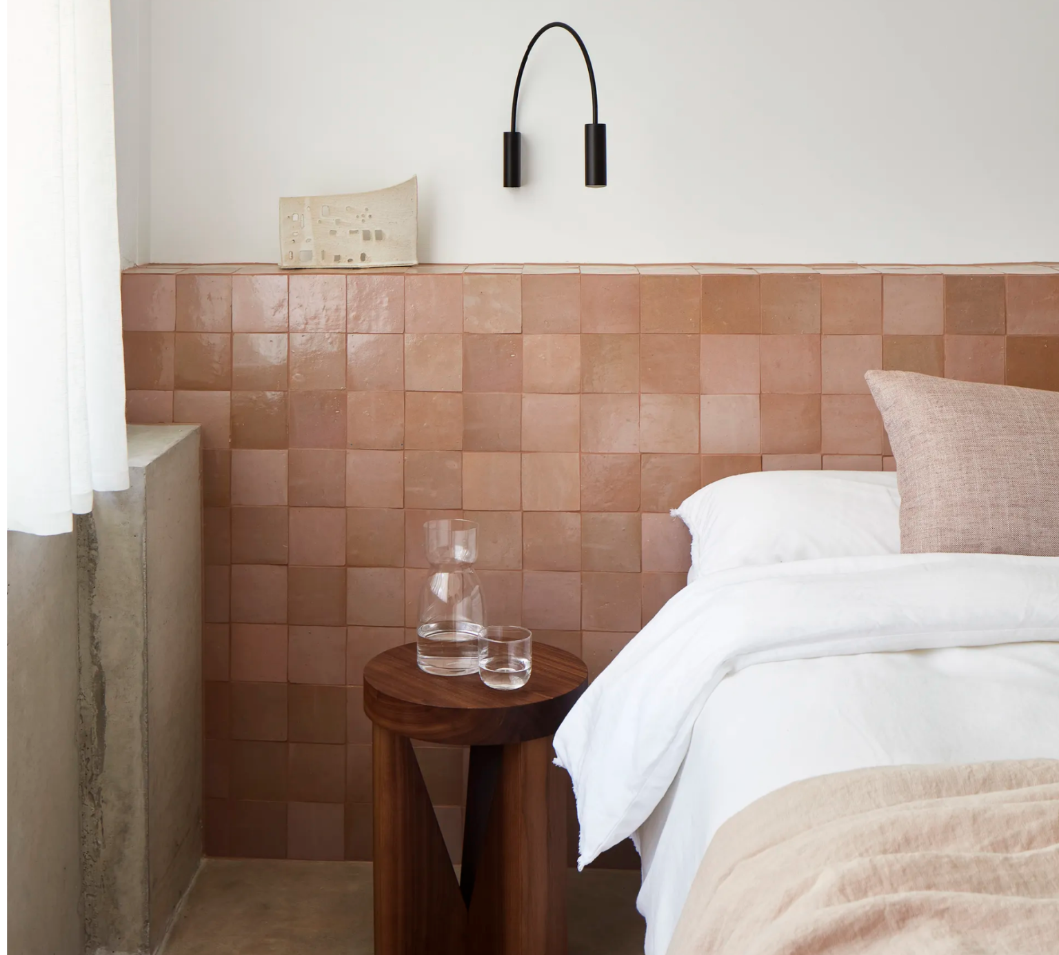Tiled Headboards: A DIY Tile Makeover for an Unexpected Impact ...